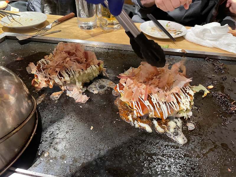 신주쿠 가부기초에서 홋카이도 몬쟈야키와 오코노미야키 철판요리를 먹을 수 있는 곳 | 키보리 | KIBORI｜monja ...