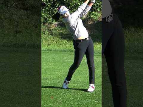 LPGA BMW 2023 뽀얀 배를 드러내며 강력한 티 샷을 날리는 김아림프로의 Slow Motion!!