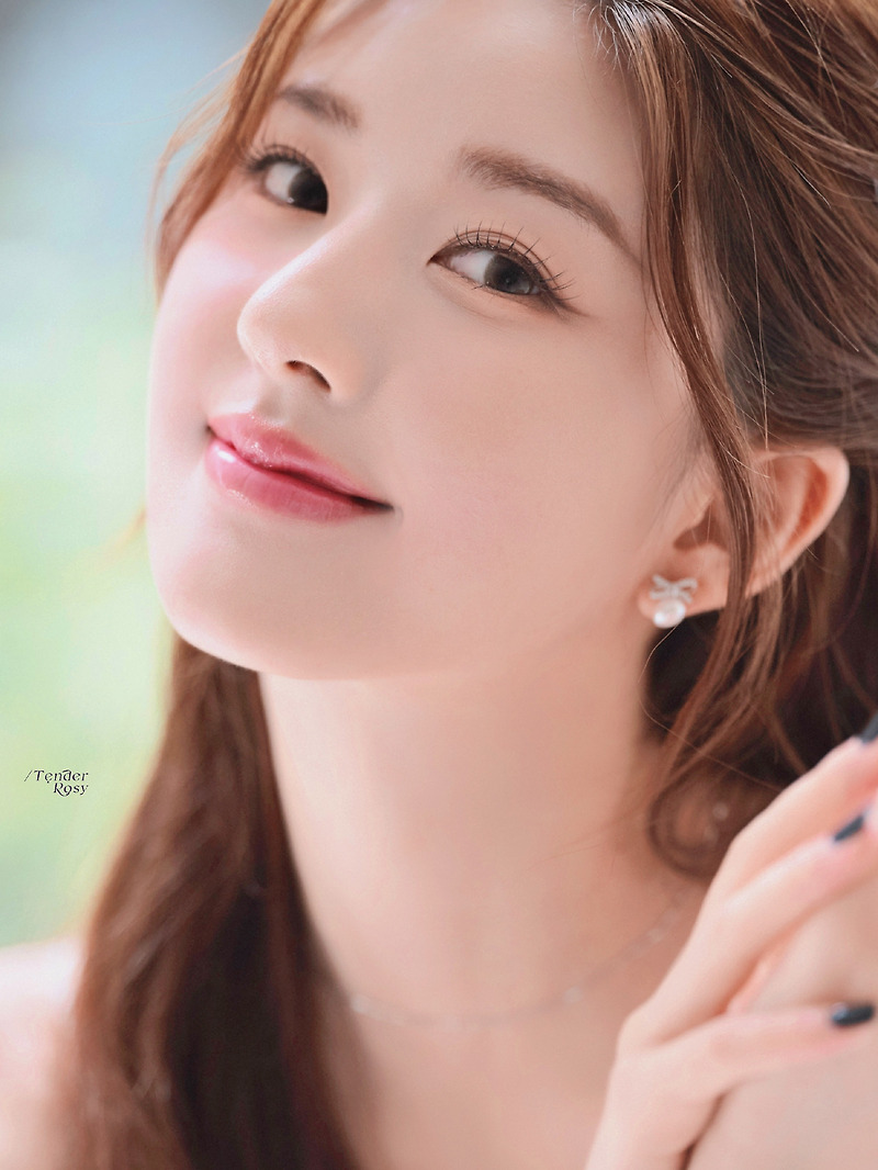 조로사 (赵露思/Zhao Lusi)