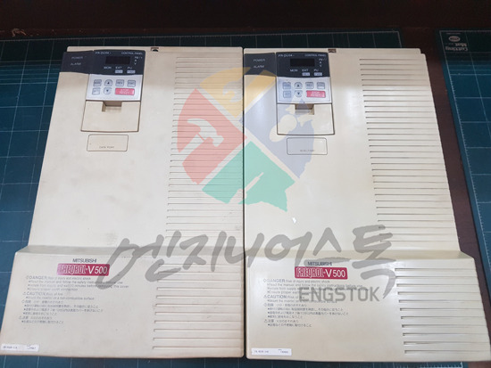 INVERTER / FR-V520-11K 인버터 수리 / Mitsubishi 인버터 수리전문 / 에러발생 E.OC2 E.OC3 ...