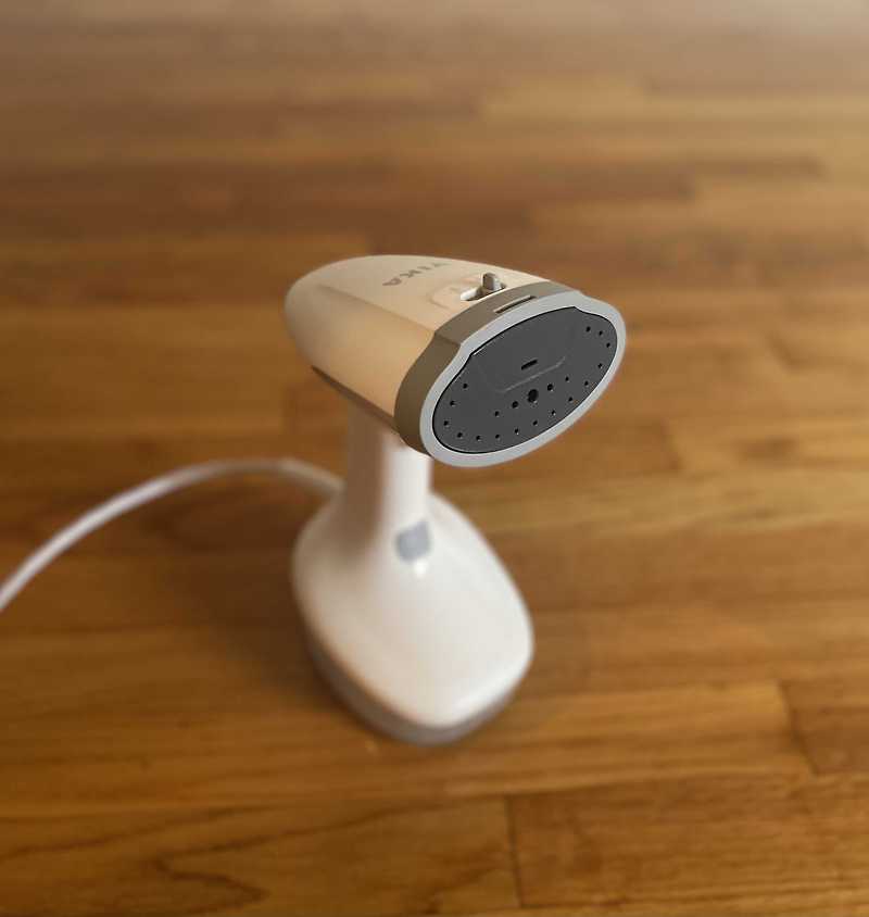 [미국 제품 - YIKA 핸디 스팀 다리미 300ml hand-held steamer] 없는 것보단 훨씬 나음