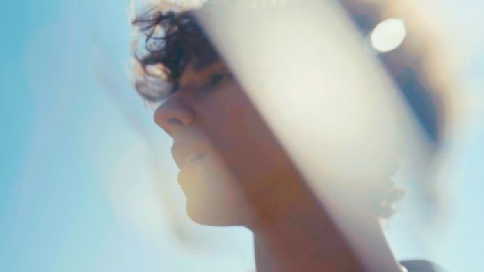 Finn Matthews / 핀 매튜스, 새로운 싱글 'Clouds' 출시