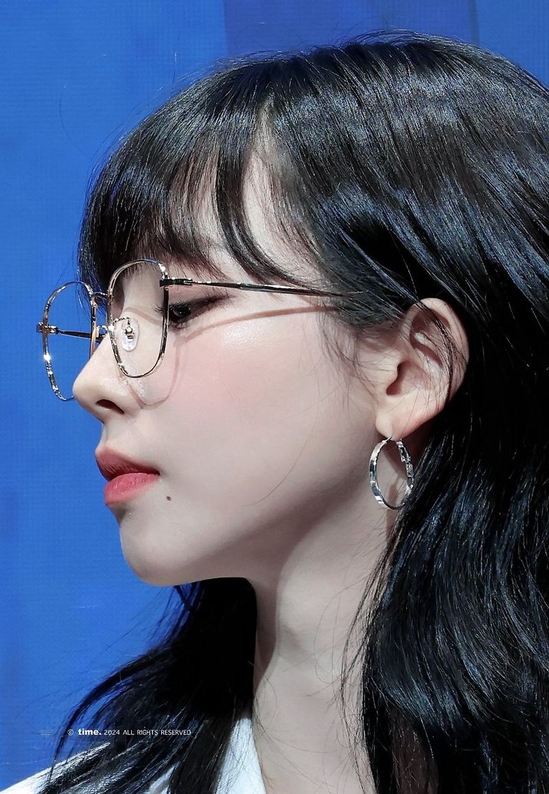 Aespa Karina Beautiful Face Closeup 20 Pics | KpopCelebs