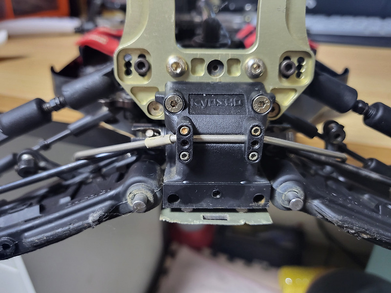 MP10e 디프 및 쇽 정비