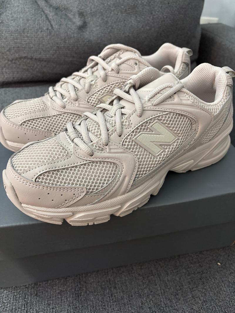 뉴발란스530 그레이베이지(문락/문빔) 구매후기(실사진 포함)