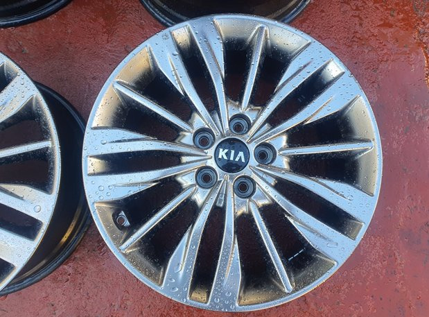 대구 중고휠 더뉴k5 휠 18인치 a급 입고