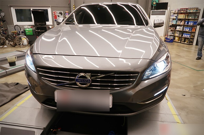 볼보 S60 D3 엔진오일교환 - RAVENOL 0W-20 VOLVO VCC RBSO-2AE