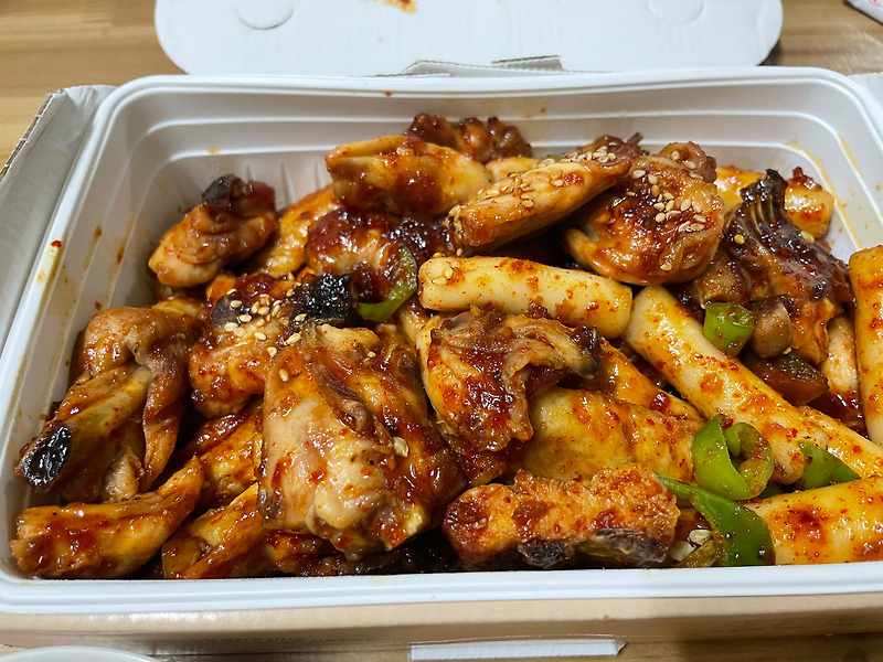 지코바 치킨 - 양념치킨 보통맛 먹어본 후기