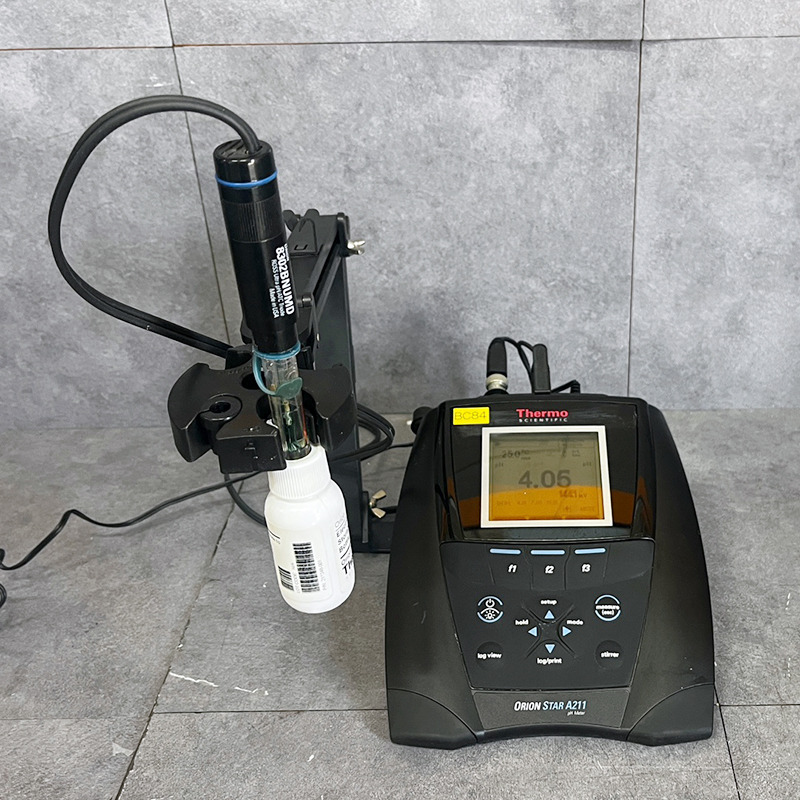 Thermo pH meter Orion Star A211 (BC84)