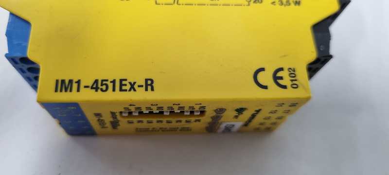 TURCK SWITCHING AMPLIFIER IM1-451Ex-R