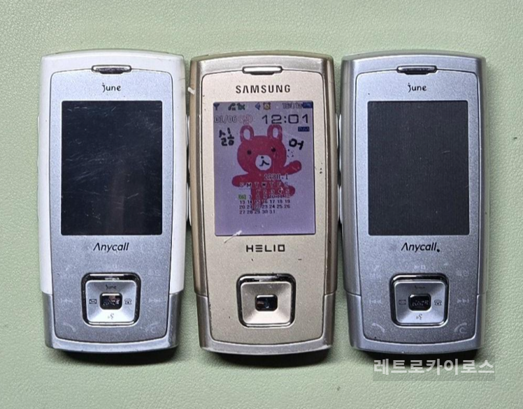 슬림 디자인의 클래식, 삼성 애니콜 SCH-V940과 해외 모델 SGH-E900 이야기