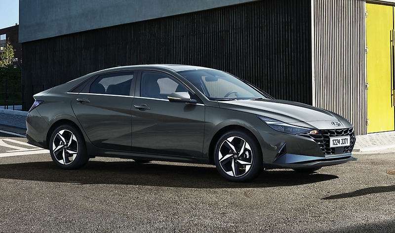 아반떼cn7 중고차 시세표 1.6 휘발유 23년시까지 전기형 모음