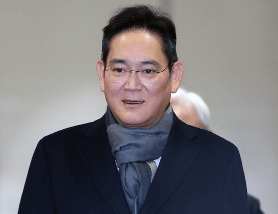 삼성전자 이재용 회장 정보 총정리 재산 패딩 와이프