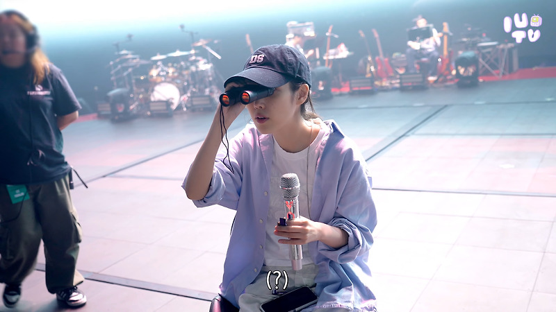 240912 IU TV (42p)(4K)