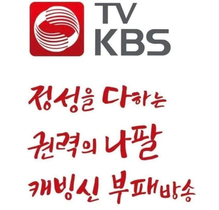 "'서울의 봄' 주말 1300만 명 돌파"…관객 절반이 2030인 이유 / SBS 8뉴스 https://youtu.be/oRDWwAxXHo4?s