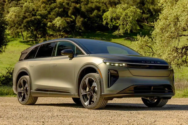 루시드 그래비티, 700km의 주행과 제로백 3.5초로 대형 전기 SUV 시장에 도전장을 내밀다