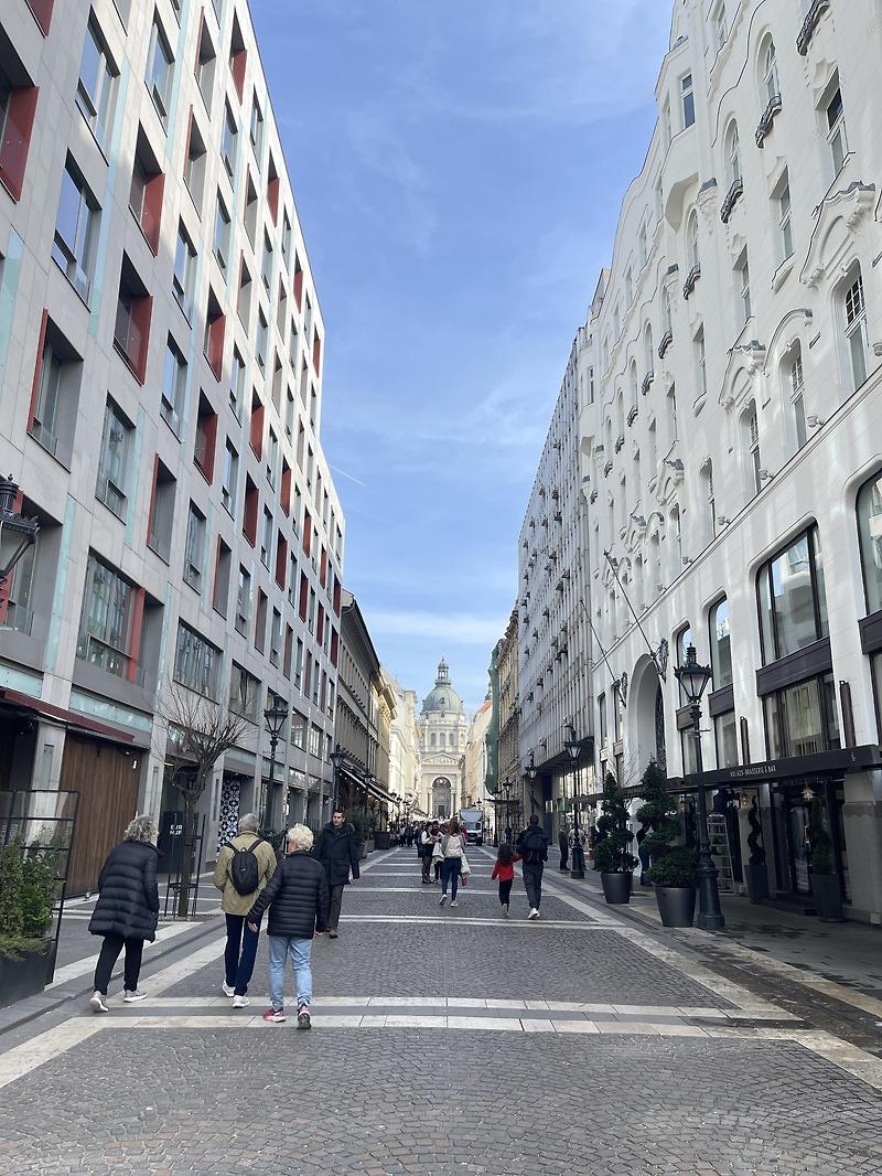 #2. Brunch at Meron Budapest