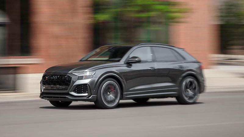 2024 아우디 RSQ8 : SUV 라인업의 최상위 모델