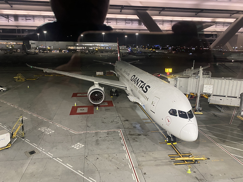 샌프란시스코 공항 (SFO) > 시드니공항 (SYD) / 콴타스 (Qantas) 이코노미