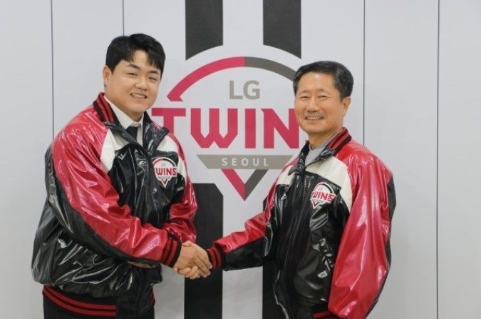 장현식, LG 트윈스와 4년 52억 원 FA 계약 체결