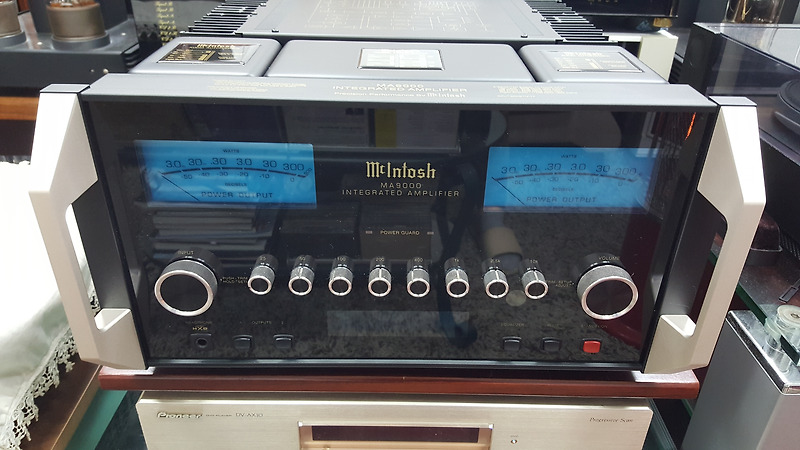 매킨토시 MA-9000