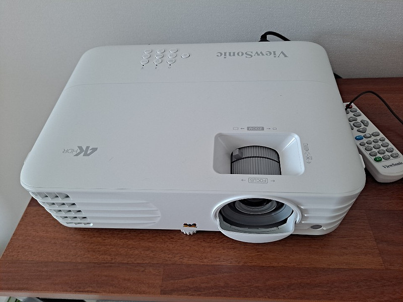 뷰소닉 V149-4K 빔프로젝터 사용후기