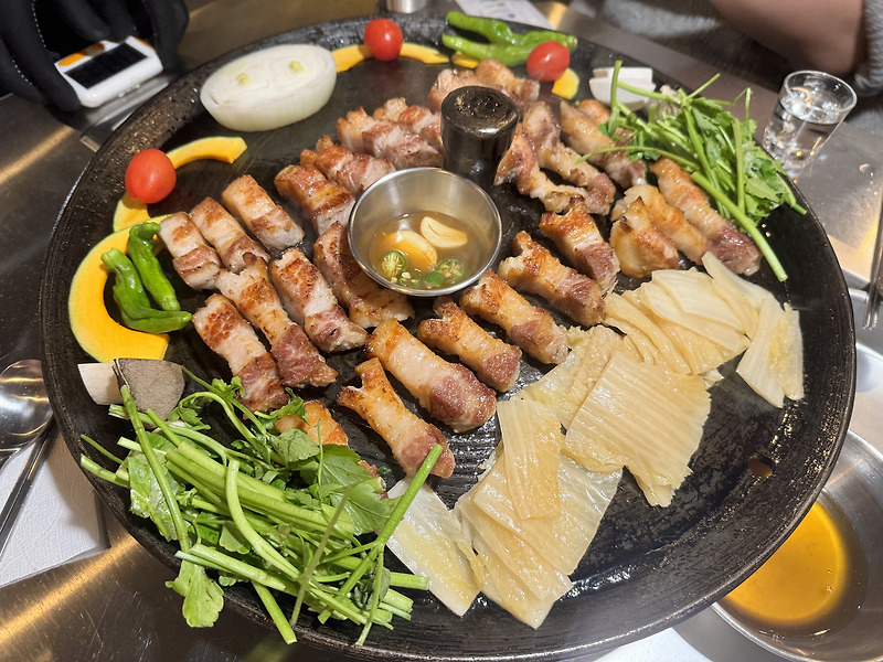 마곡 한돈 삼겹살 맛집 돈구멍 후기 :: Benjamin's Note