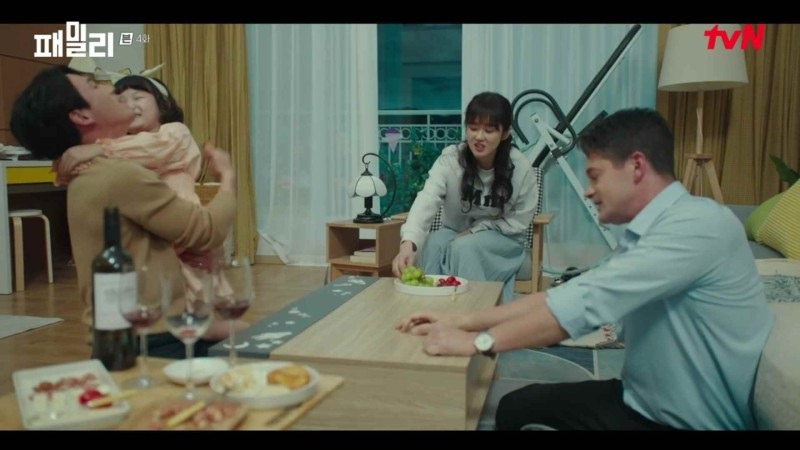 패밀리 도미닉 울프 정체 / 외국인 배우 브루노 브루니 주니어 프로필 인스타그램 주소 : 4회 줄거리 리뷰 / 매우 길고 자세한 4화 스토리 내용 복습