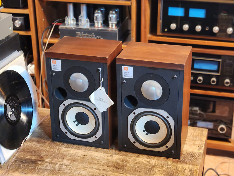 JBL 북쉘프 명기 베스트셀러 L15 스피커 입니다 -좌우연번 상태양호-(Stock-out)