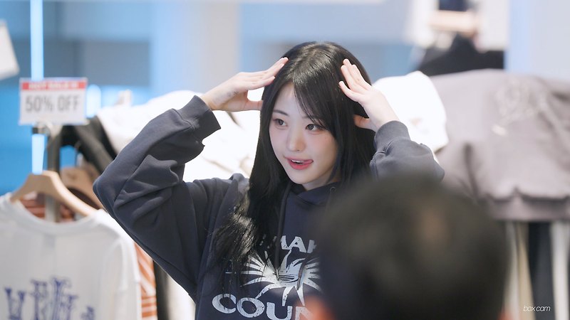 [8K FULL] QWER 히나 WMC 팝업스토어 방문이벤트 직캠 | 250216 스타필드 수원