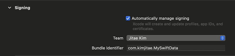 Bundle Identifier와 CloudKit Containers는 변경되면 안된다.