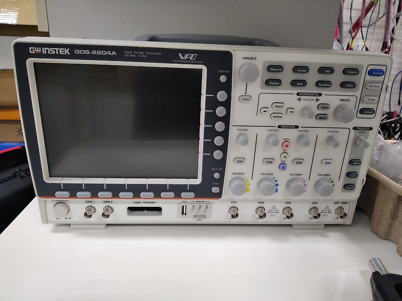 GWINSTEK GDS-2204A 중고오실로스코프 판매합니다