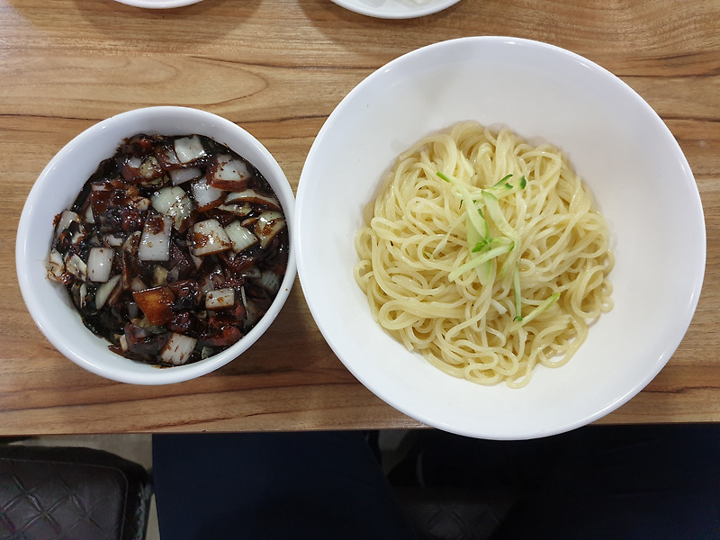 광화문 간짜장면이 맛있는 "가봉루"