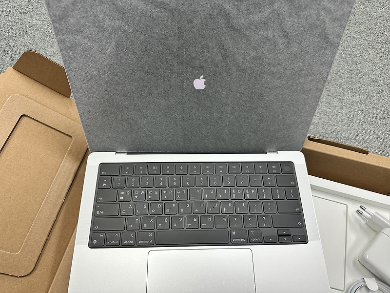 Macbook M2 Pro(A2779) 언박싱 후기 :: Benjamin's Note