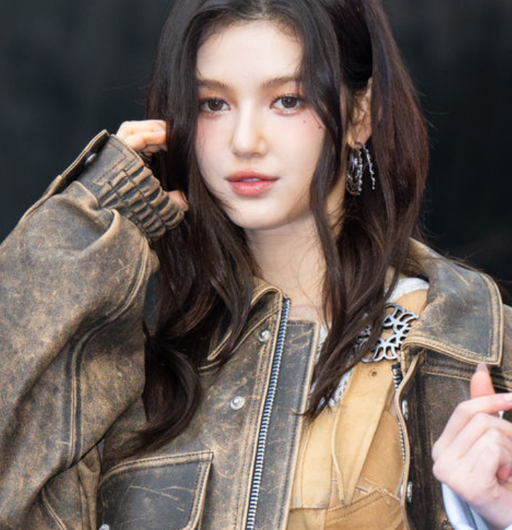 뉴진스 다니엘 심경 고백 요즘 마음이 너무 무겁다 활동불참까지 악재가 계속