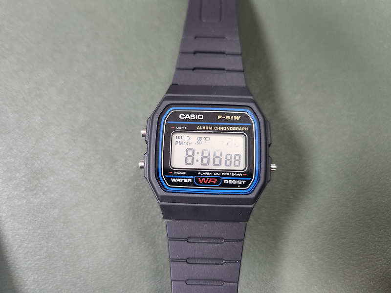 Casio F-91W 배터리 교체 :: Xeriars.com