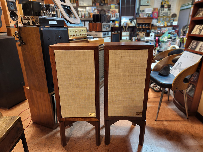 (Acoustic Research)AR 3a 스피커 입니다 -극초기형 1천번대 연번 국내에 거의없는 레어템-(ending)