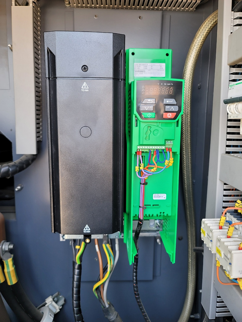 [C200-06400470A 교체작업 ] SK3403(22kW)대체품으로 Commander C200-06400470A(22kW ...