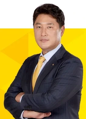 WKBL 사무총장 안덕수 선임: 한국 여자 농구의 새로운 전환점 🏀 - 일상