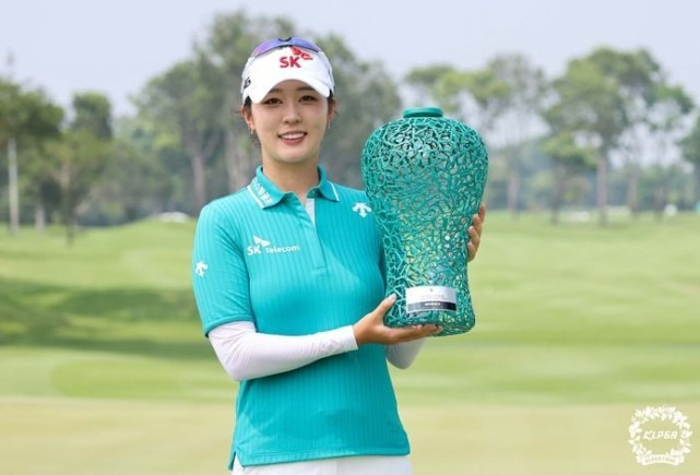 김재희, KLPGA 투어 개막전에서 첫 우승…'레이스 투 위믹스 챔피언십' 1위로 시즌 출발