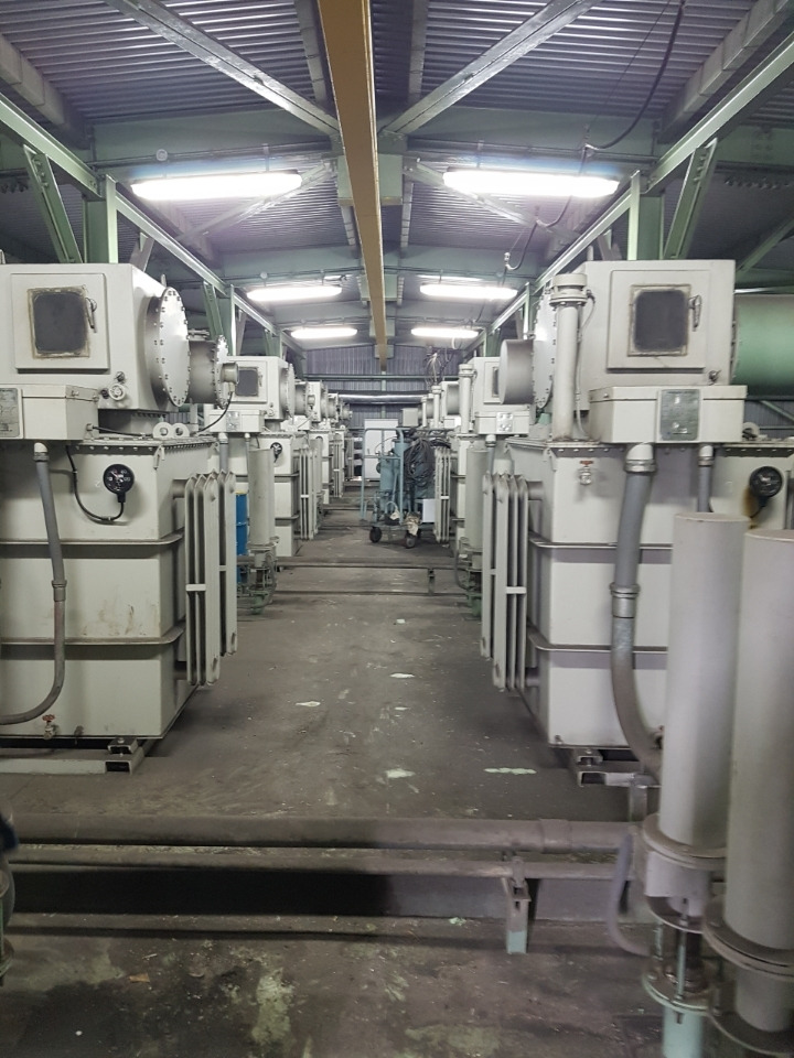 변압기철거,지하변전실철거, ASS폐기처리 , MOF폐기처리, 콘덴서폐기 콘덴서처리 ,절연유PCBs처리 ,전봇대철거,배전반철거 ,변압기지정폐기물처리,변압기폐기, 중고변압기 ...