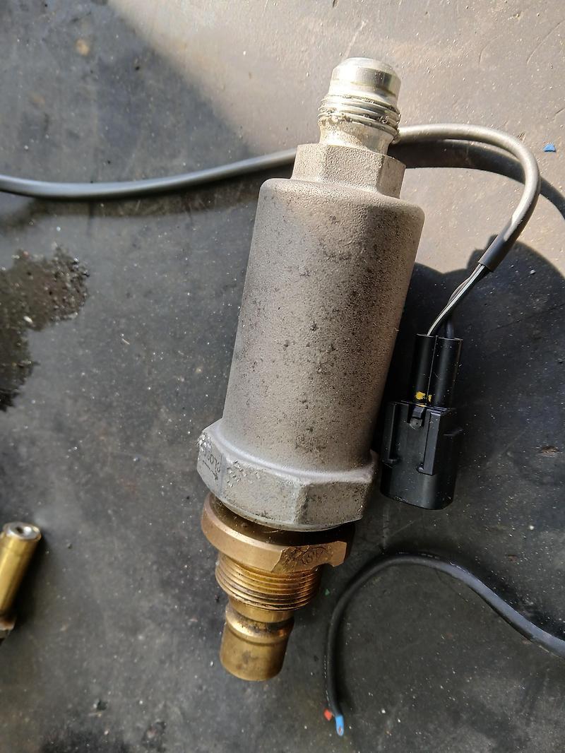 qm6 lpe(lpi,lpg) lpg가스 충전이 너무 느리고 오래 걸려서 lpg충전필터 (인렛필터)카트리지 교환교체 (정비수리)