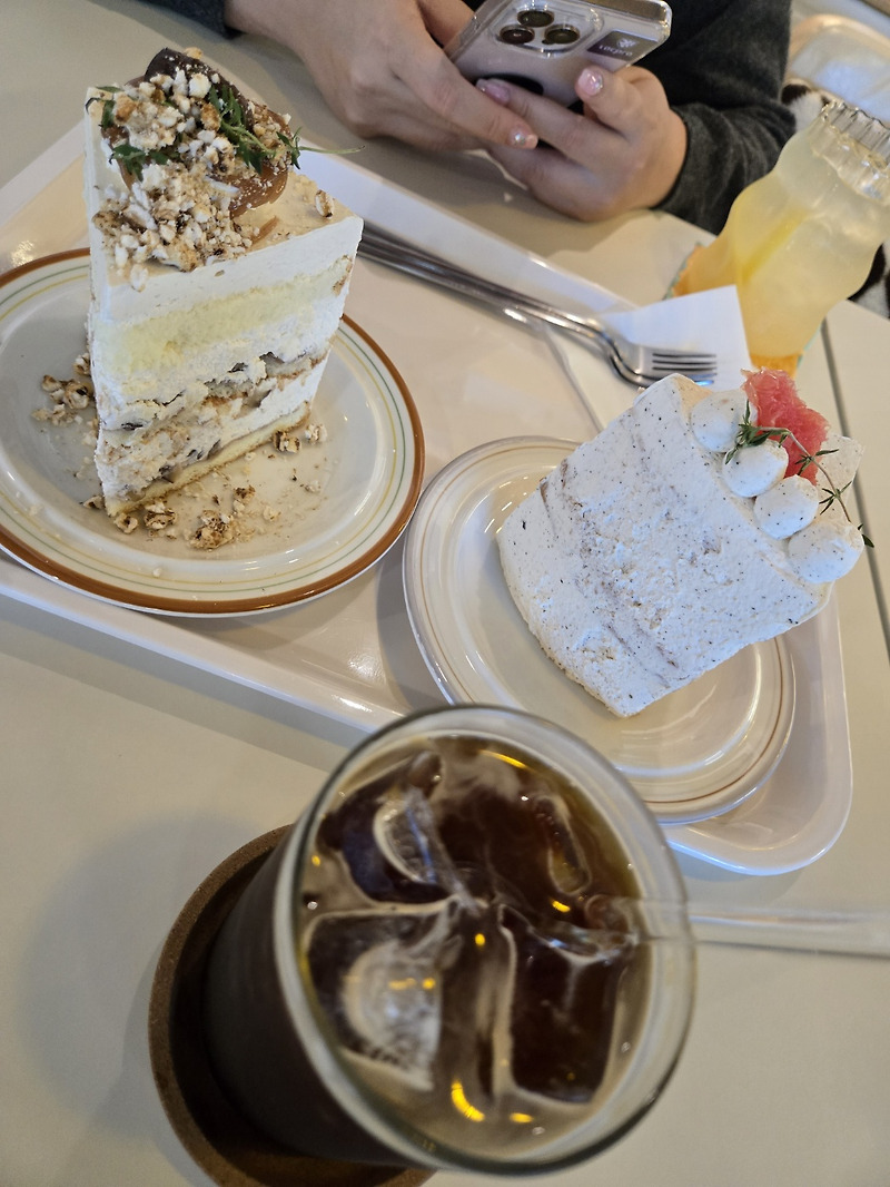 [제주카페]눈과입을 하트뿅하게만드는 제주시디저트맛집"누베커피(nube_coffee)"