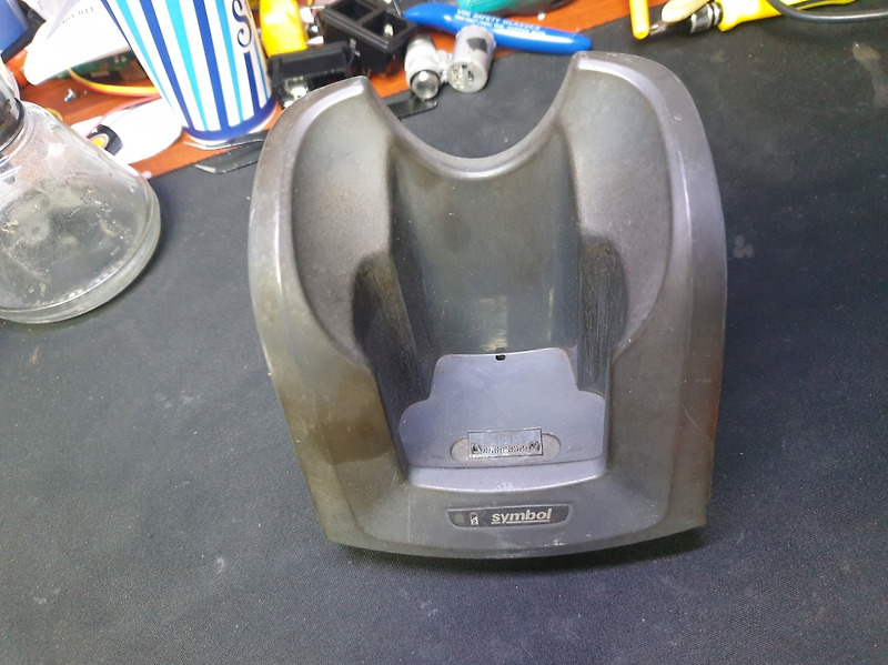 경남 양산에서 심볼 거치대단자불량 Symbol CRD3000 MC32N0 심볼크래들 스캐너수리