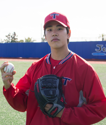 KIA 홍원빈, 시속 154km 강속구로 시범경기 돌풍, 미국 자비훈련 간절한 도전