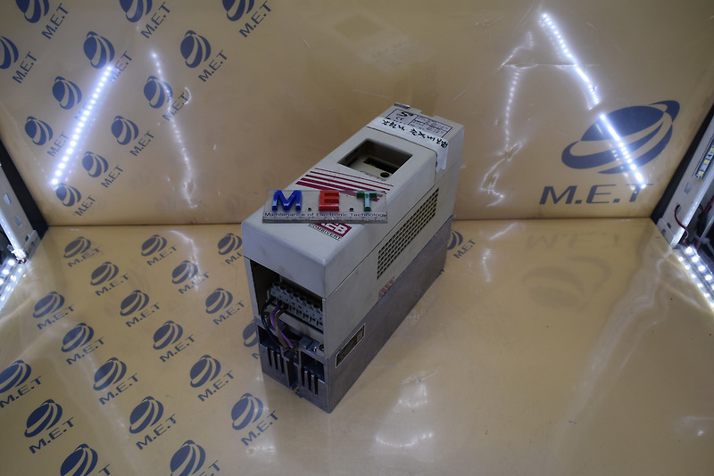 [KEB INVERTER] KEB 10.S4.D30-347M /산업용자동화장비 수리 / (주)엠이티