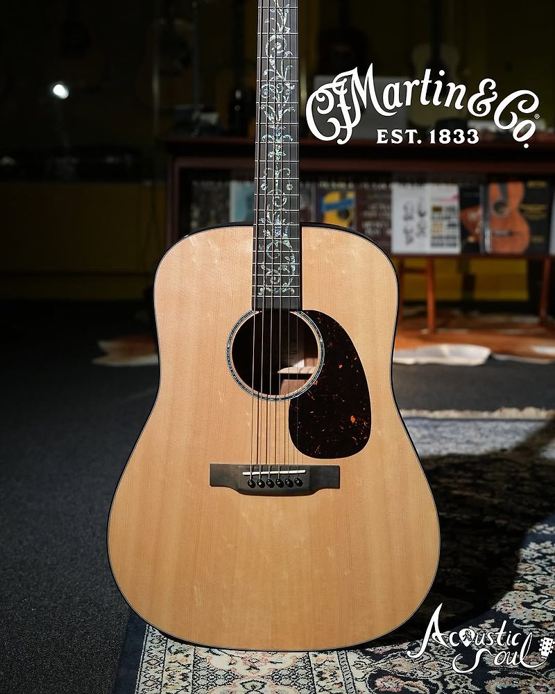 마틴기타 D-CFM IV 50 anniversary