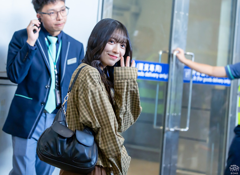 241129 櫻坂46 森田ひかる - 香港入國 (3P)