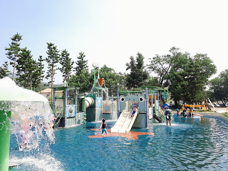 변산 해수욕장 물놀이터 무료로 즐겨요