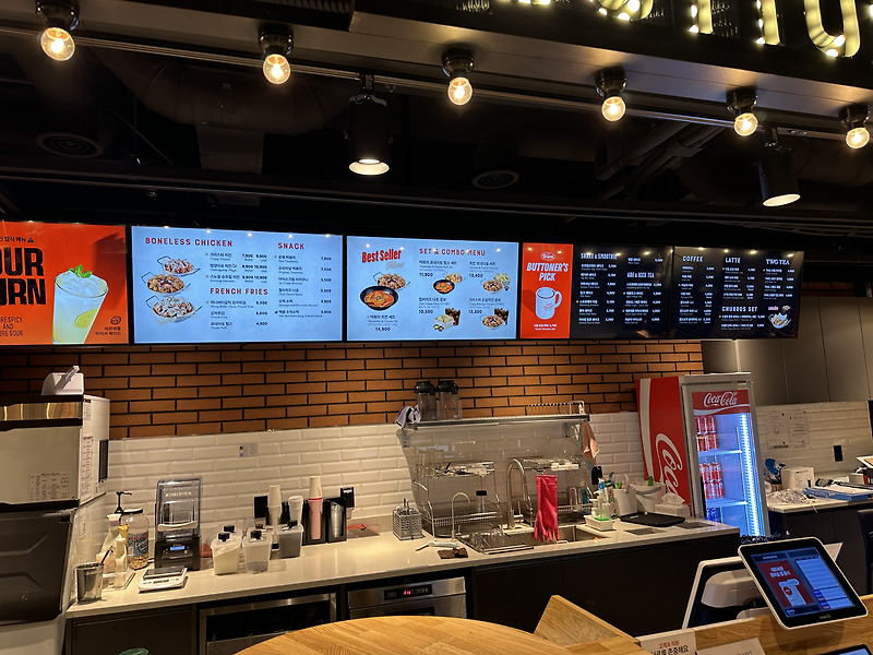 레드버튼 망원역점 보드게임 카페 지하1층 마포 망원역 망원시장 스타벅스망원